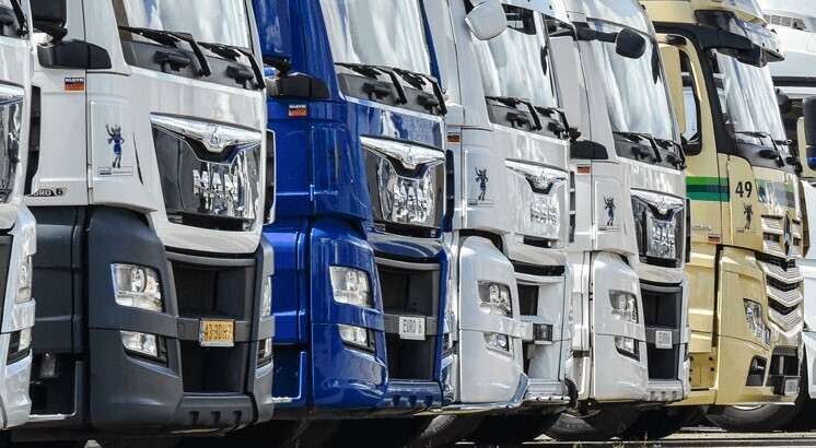 Kleyn Trucks.nl | Koop online gebruikte trucks, opleggers, trailers ...